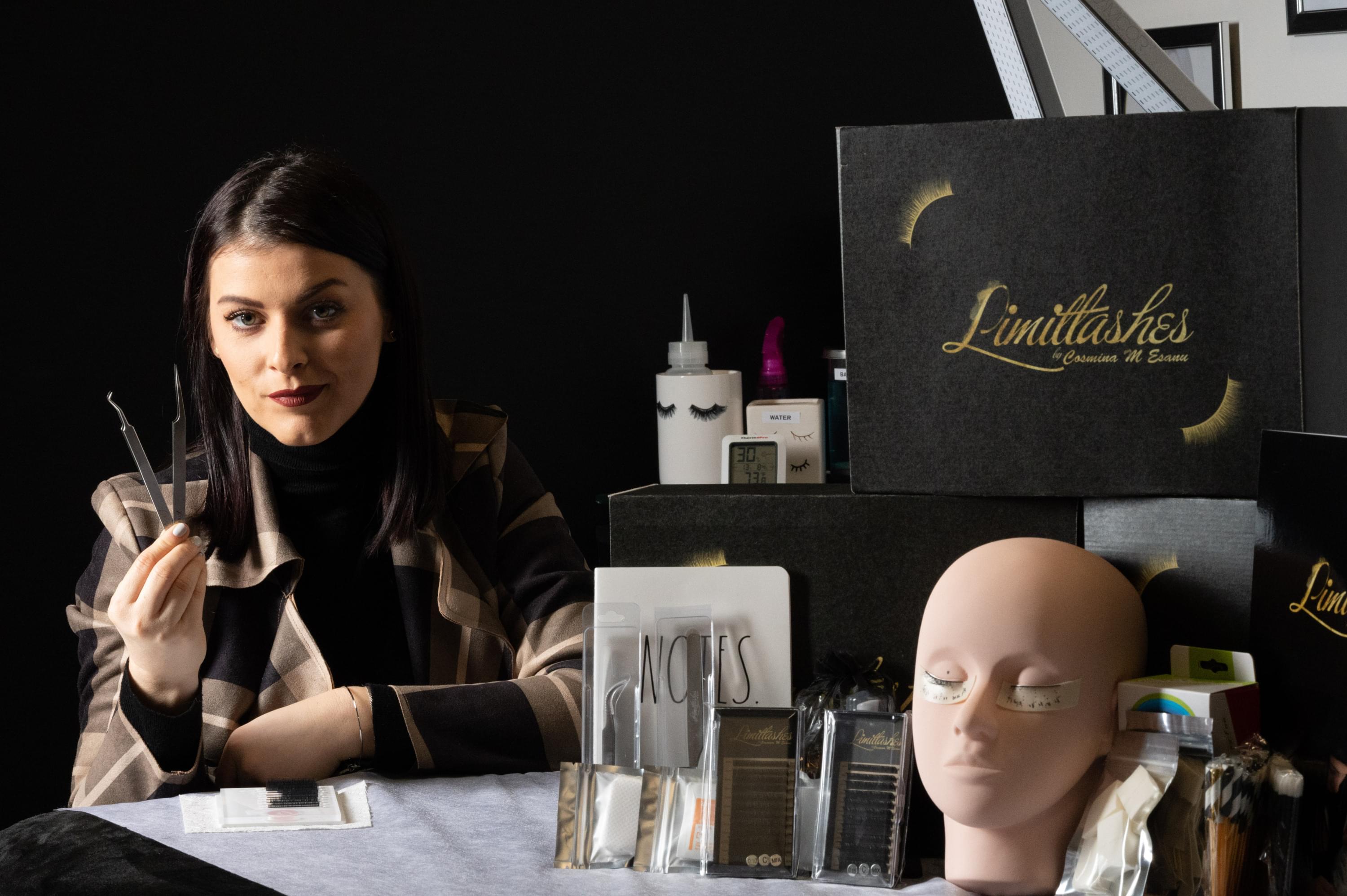 Classic & Volume EyeLash Extensions Private Training
